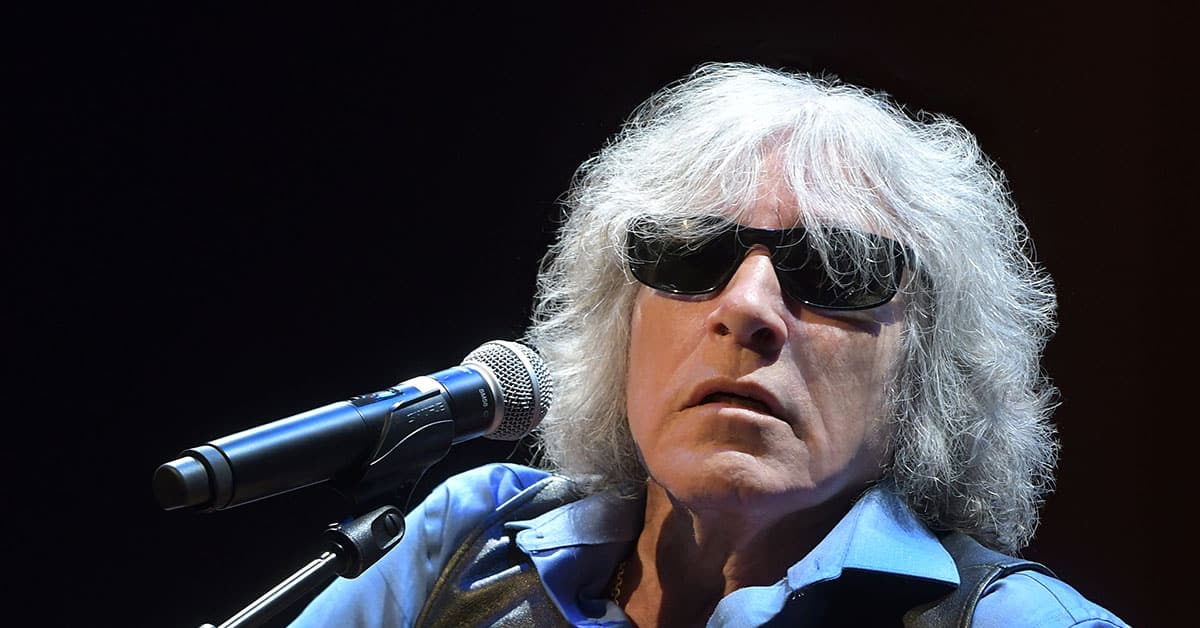 José Feliciano Was the First Latin Artist to Crossover Into English