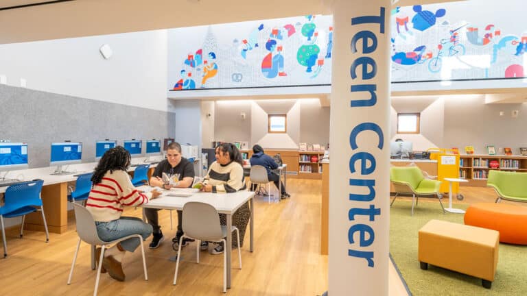 125th Street Library, New York Public Library, East Harlem El Barrio